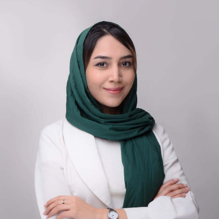 Donya Borzouei - daroon